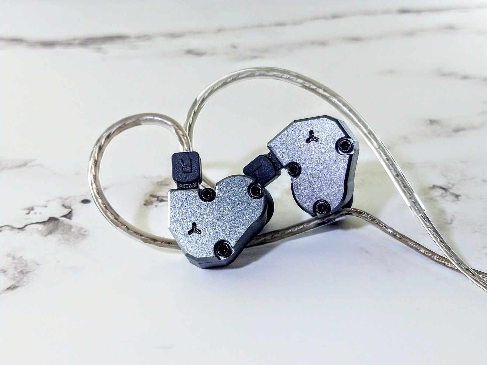 TIN HIFI C2 MECH WARRIOR REVIEW – IEMs and Music